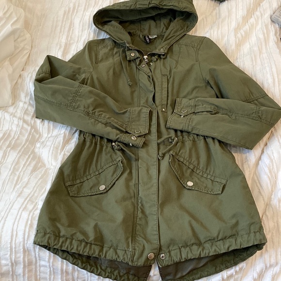 H&M | Jackets & Coats | Hm Green Light Jacket Size 6 | Poshmark